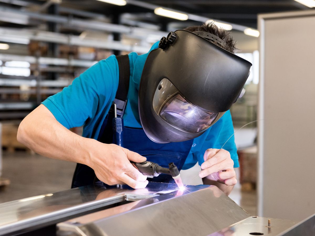 UPVC Window Manufacturing Process In 8 Simple Steps | Vallisco