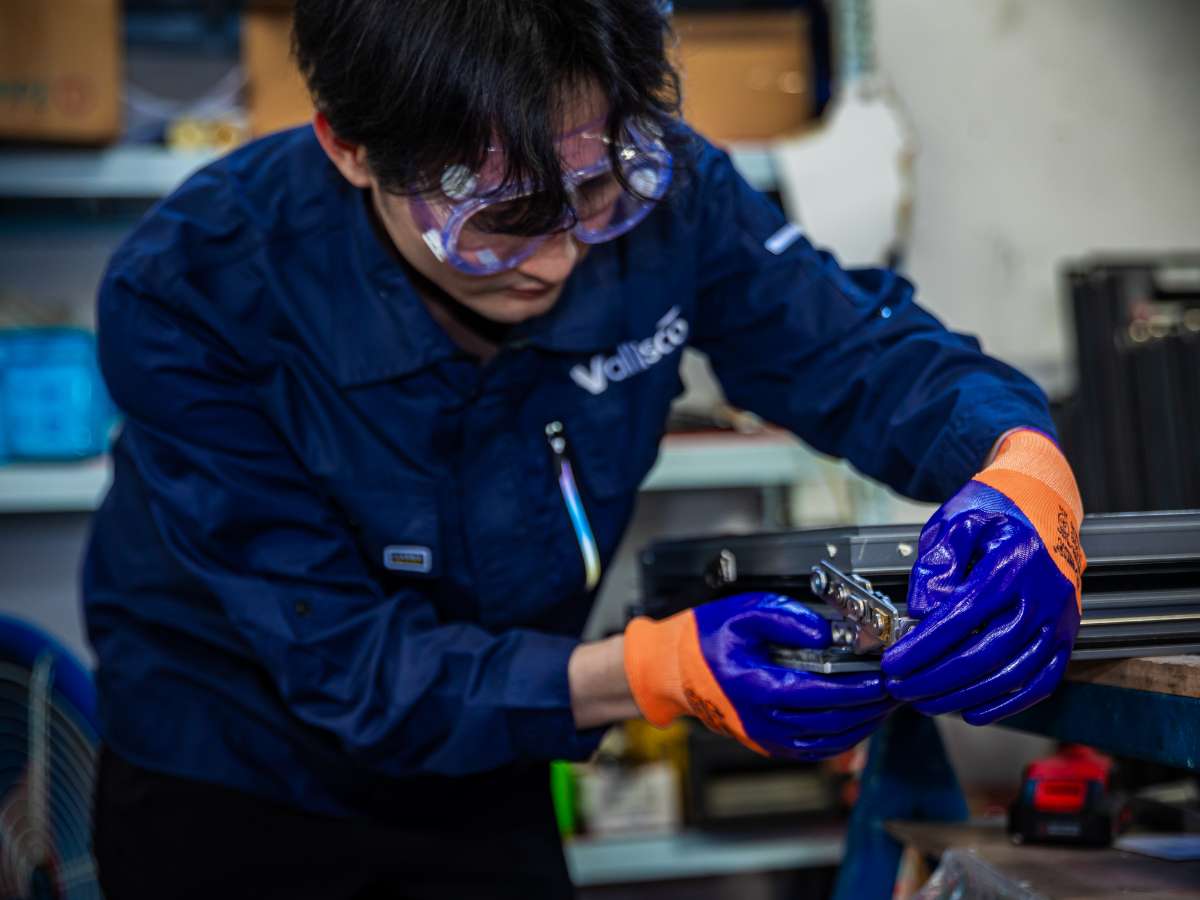 Windows Manufacturing Process: Step-by-Step Guide | Vallisco
